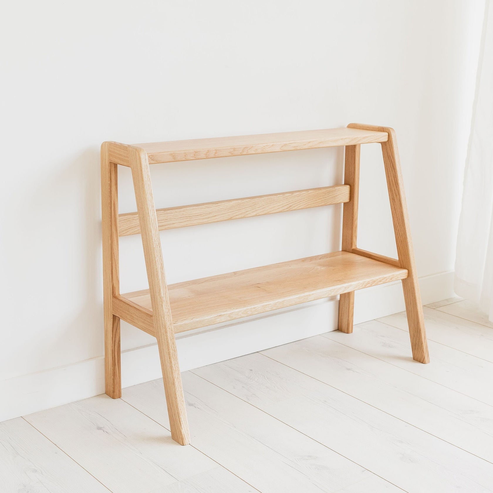 'Alma' Solid Oak Low Profile Sloping Shelving Unit – Colin & Peg