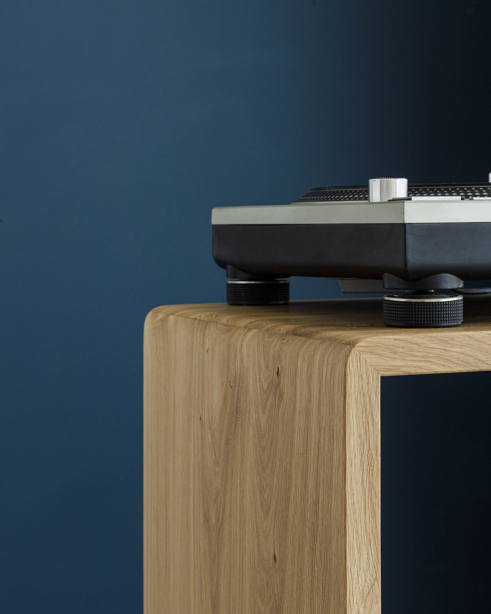 'Paragon' Solid Oak Two Shelf Record Player Stand With Round Profiled ...